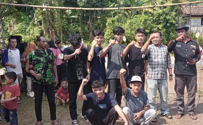 Meriahkan HUT RI Ke 77, Warga Kampung Cicalung Adakan Berbagai Lomba ... Meriahkan HUT RI Ke 77, Warga Kampung Cicalung Adakan Berbagai Lomba ...